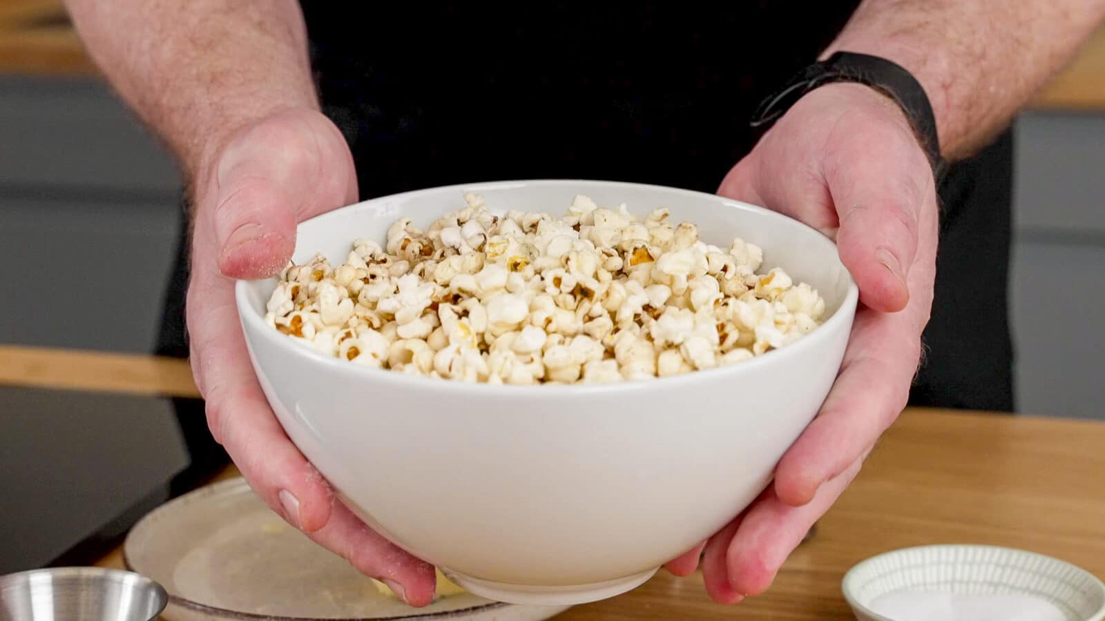 Popcorn pops at 180 ºC - Ztove